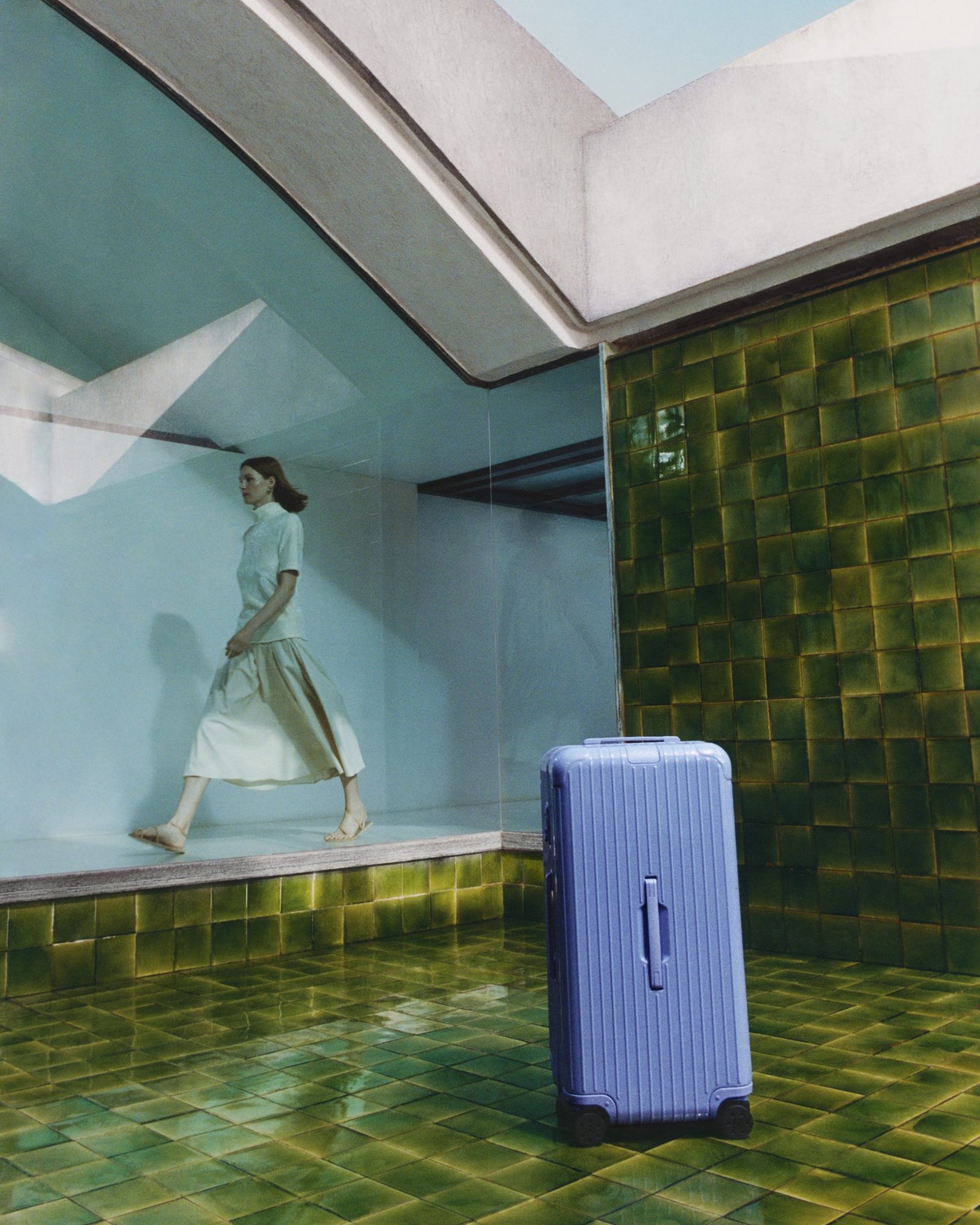 RIMOWA Enters The Year With A New Colour For The Essential Collection ...